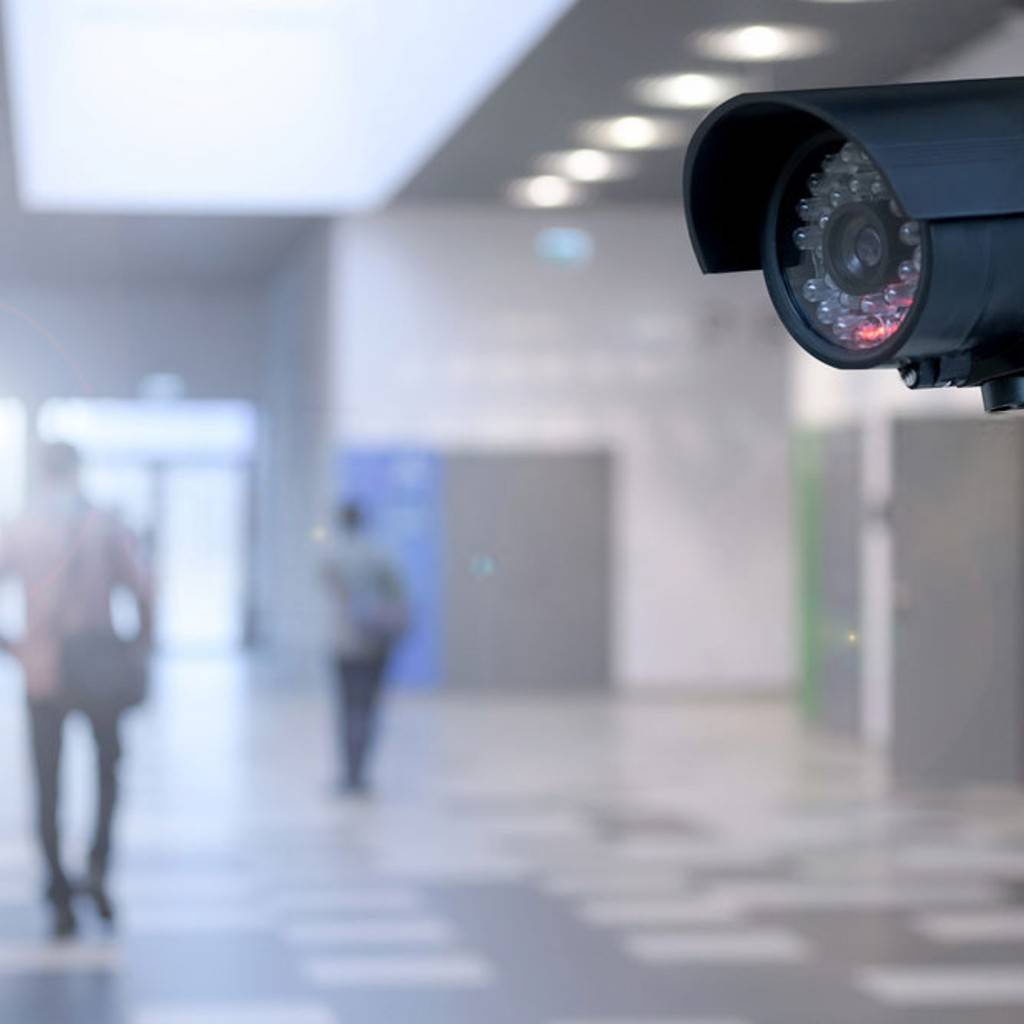 Κάμερες σε δημόσια σχολεία και παιδικές χαρές και προστασία προσωπικών ...